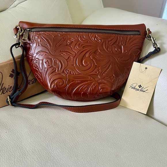 Patricia Nash | Bags | Nwt Patricia Nash Tinchi Crossbody Sling ...